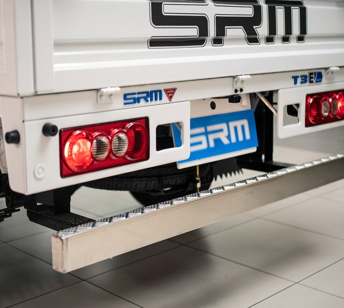 SRM T3EV Electric Lorry: Singapore Best-selling EV Lorry